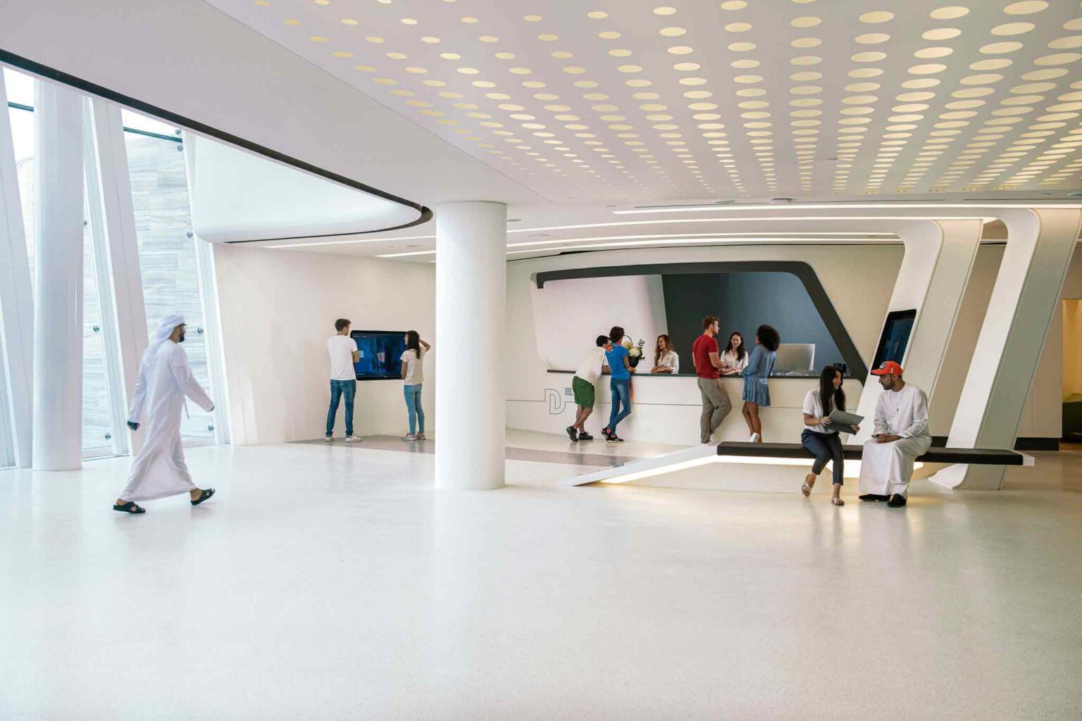 10 Deepest Pools In The World To Accomplish Astounding Dives | ISM