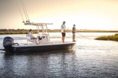 Best Boat For Shallow Water: 17 New Models That Can Go Less Than 6 ...