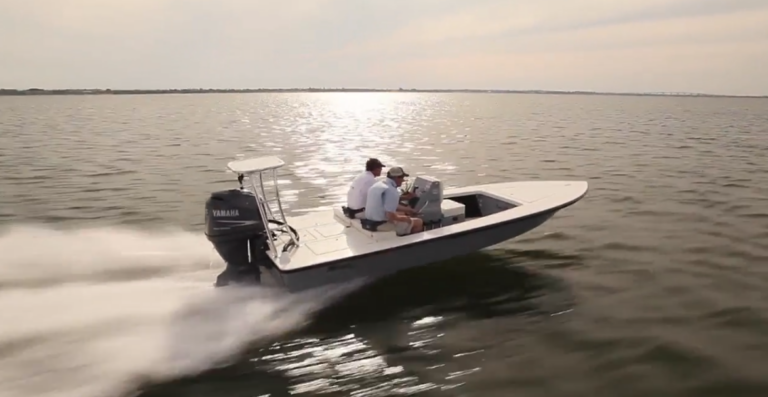 Best Boat For Shallow Water: 17 New Models That Can Go Less Than 6 ...