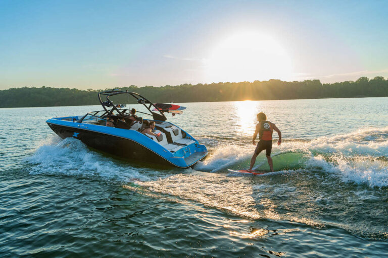 14 Best Boats For Wakesurfing: Find Your Perfect Ride! | ISM